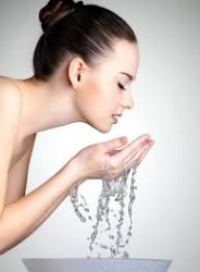 Blog Casa C&M: Beneficios de mergulhar o rosto na agua com gelo Blog Casa C&M: Beneficios de mergulhar o rosto na agua com gelo