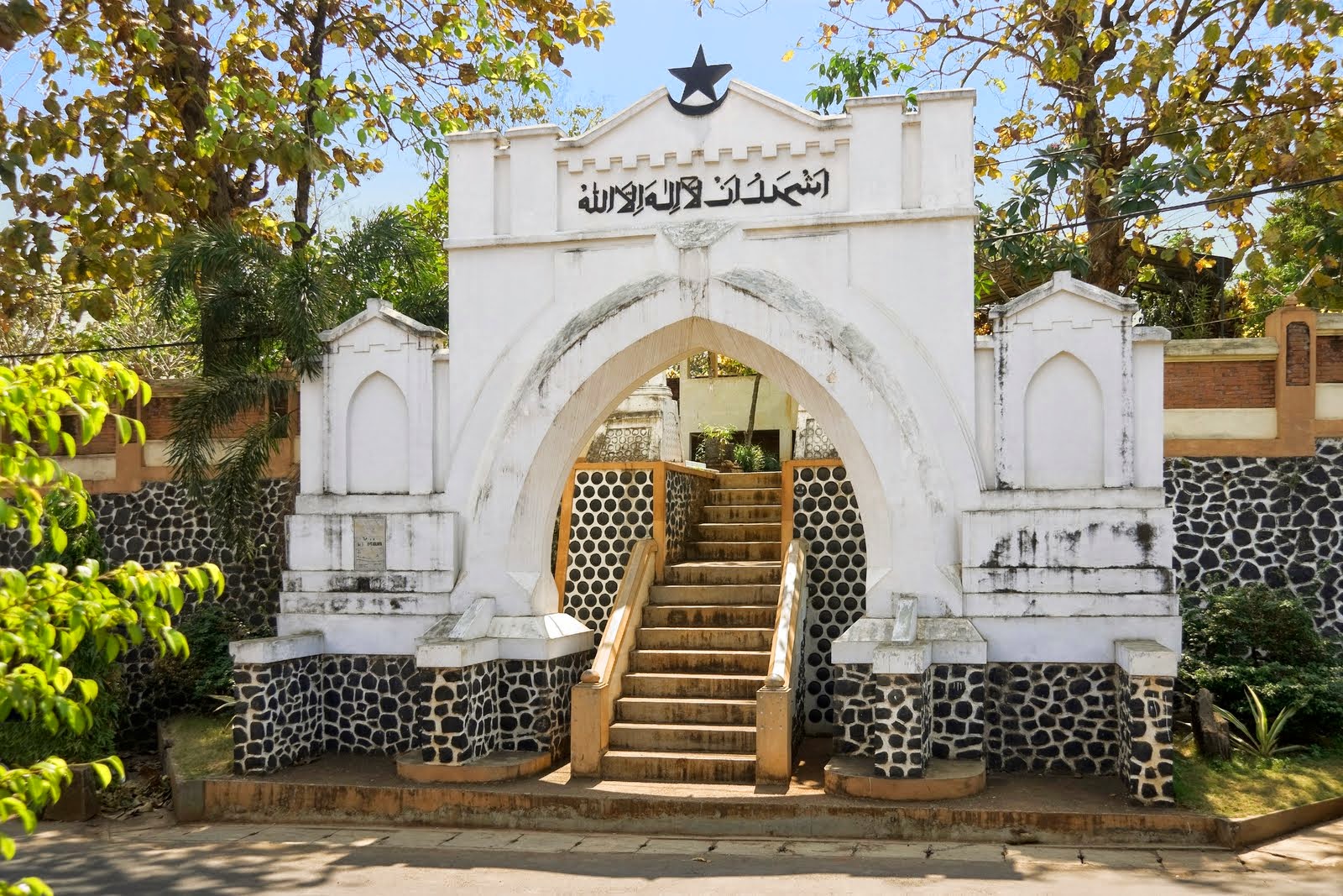 Masjid Mantingan Jepara ~ Karens Belize Blog