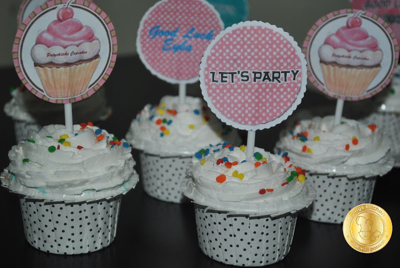 PATYSKITCHEN DIY CUPCAKE TOPPERS patyskitchen-diy-cupcake-toppers