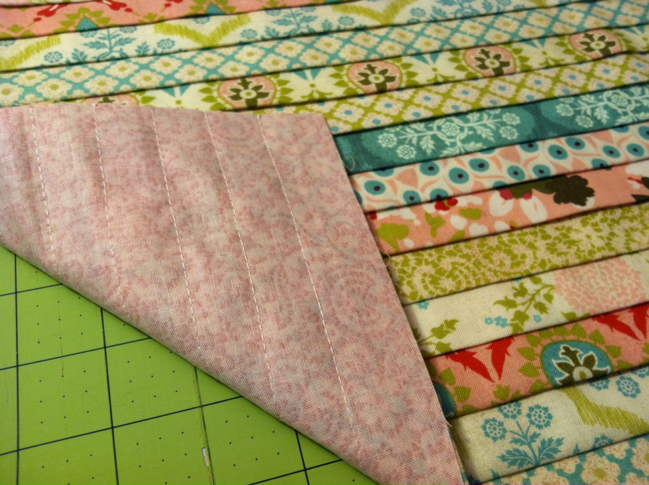 Hello Spring! Strippy Pillow Tutorial | Quilting in the Rain