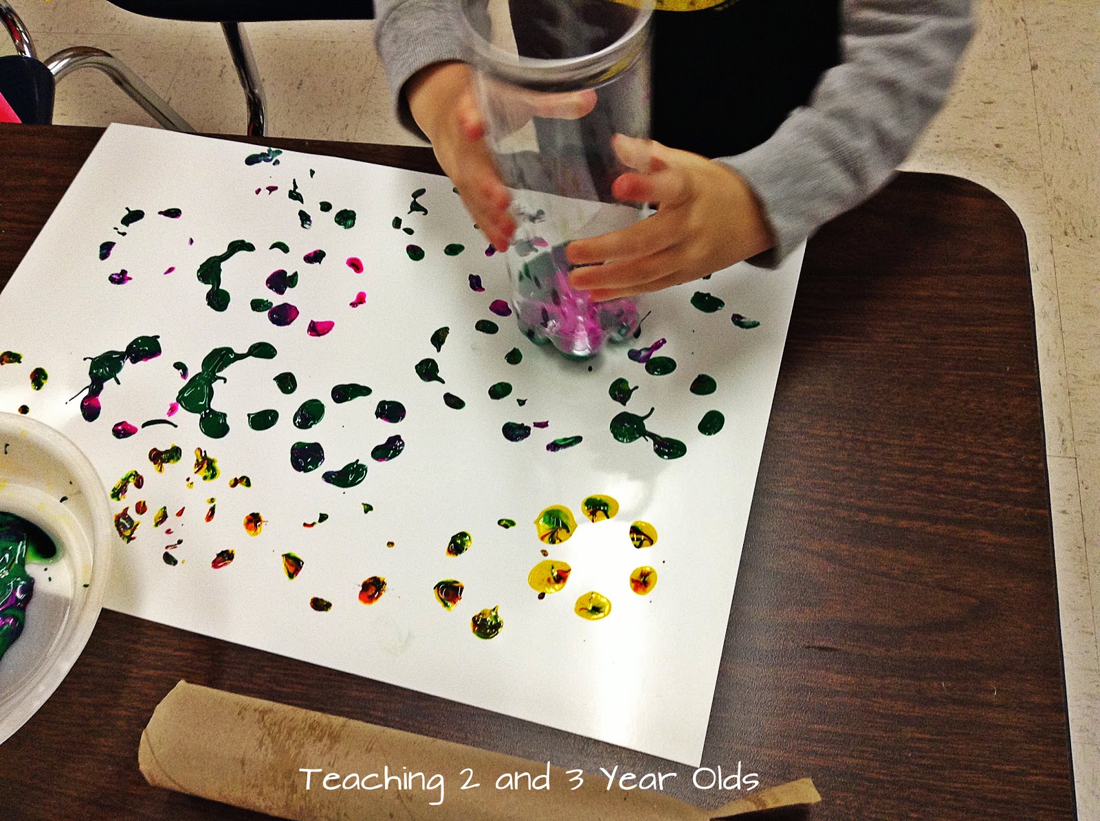 Teaching 2 And 3 Year Olds Painting With Bottles teaching-2-and-3-year-olds-painting-with-bottles