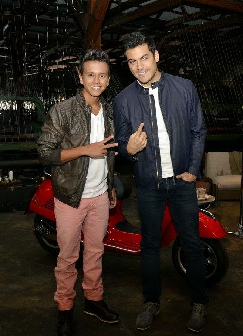 Maykel ft. Carlos Rivera - Violeta (Video Oficial) #SeccionMusica 62