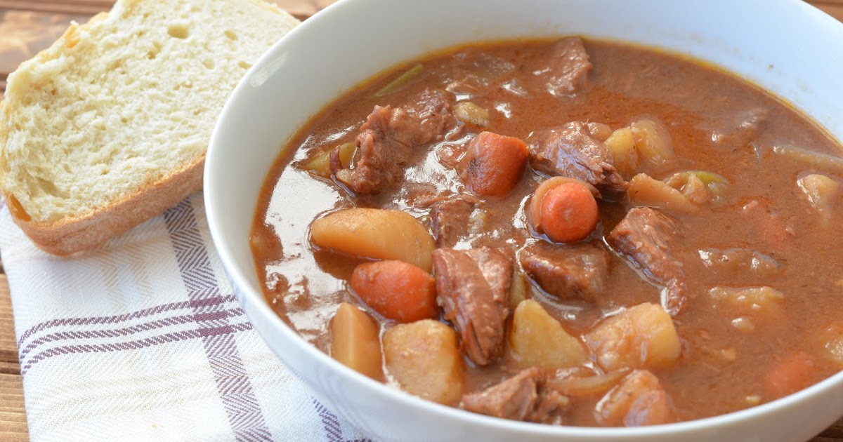 The Savvy Kitchen: Slow Cooker Drunken Irish Beef Stew