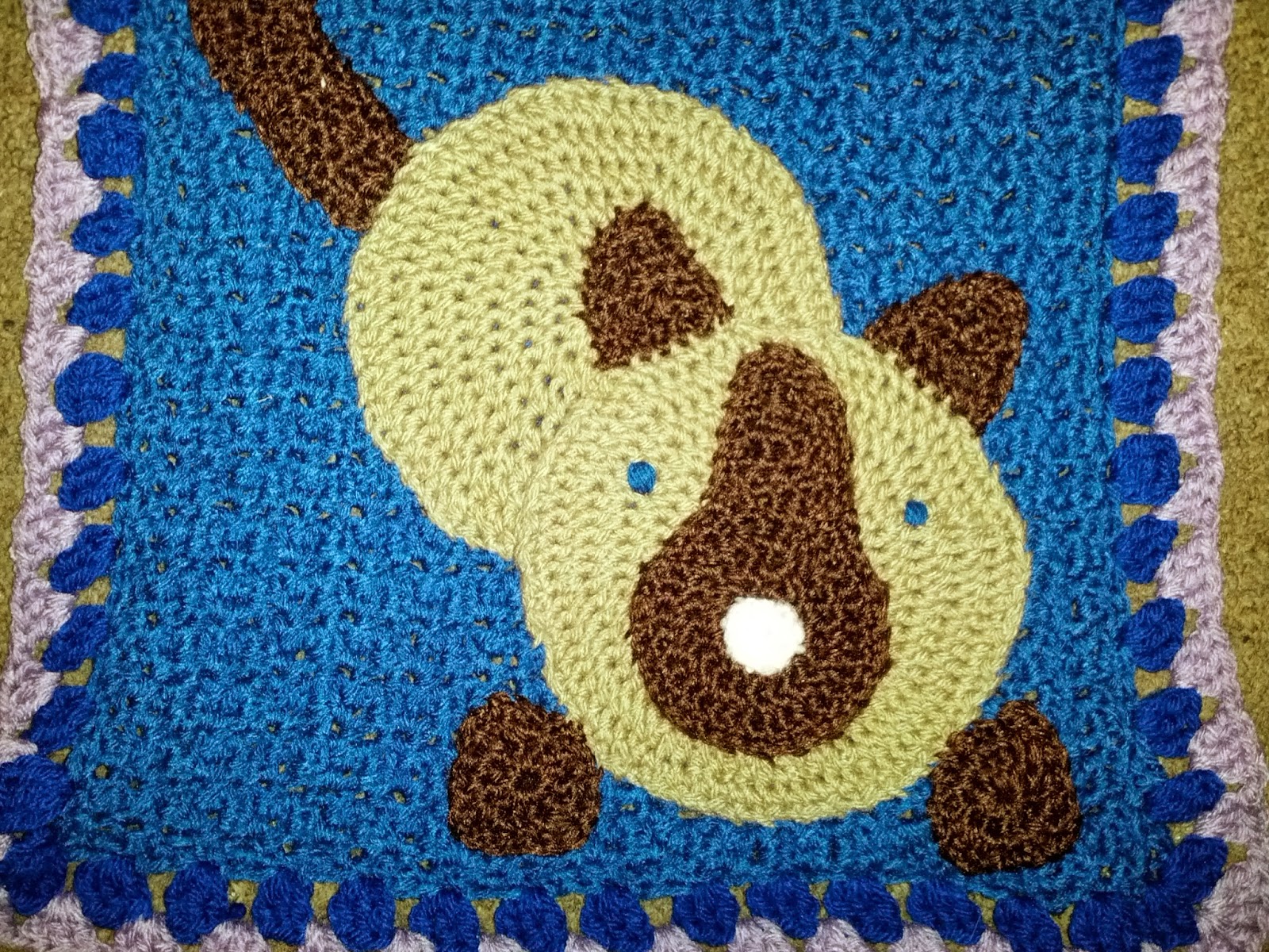 Blooming Lovely: WIP - Crochet Blanket - Cat Applique Blooming Lovely: WIP - Crochet Blanket - Cat Applique