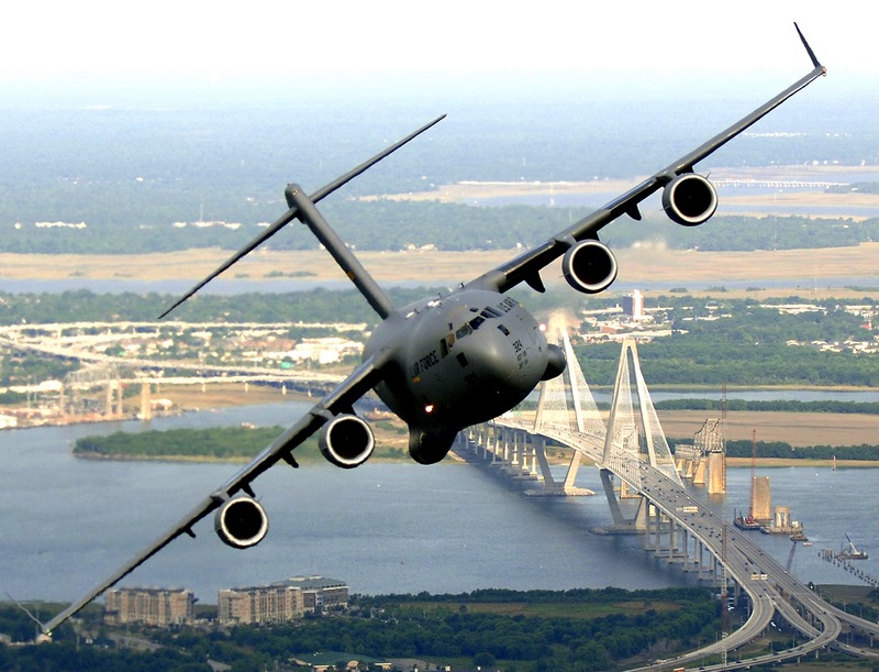 C-17 Globemaster III USAF Cargo Aircraft |US Military Aircraft Picture