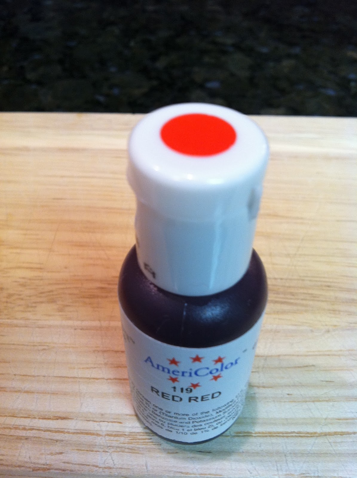 The Iced Queen: Coloring Fondant Red The Iced Queen: Coloring Fondant Red