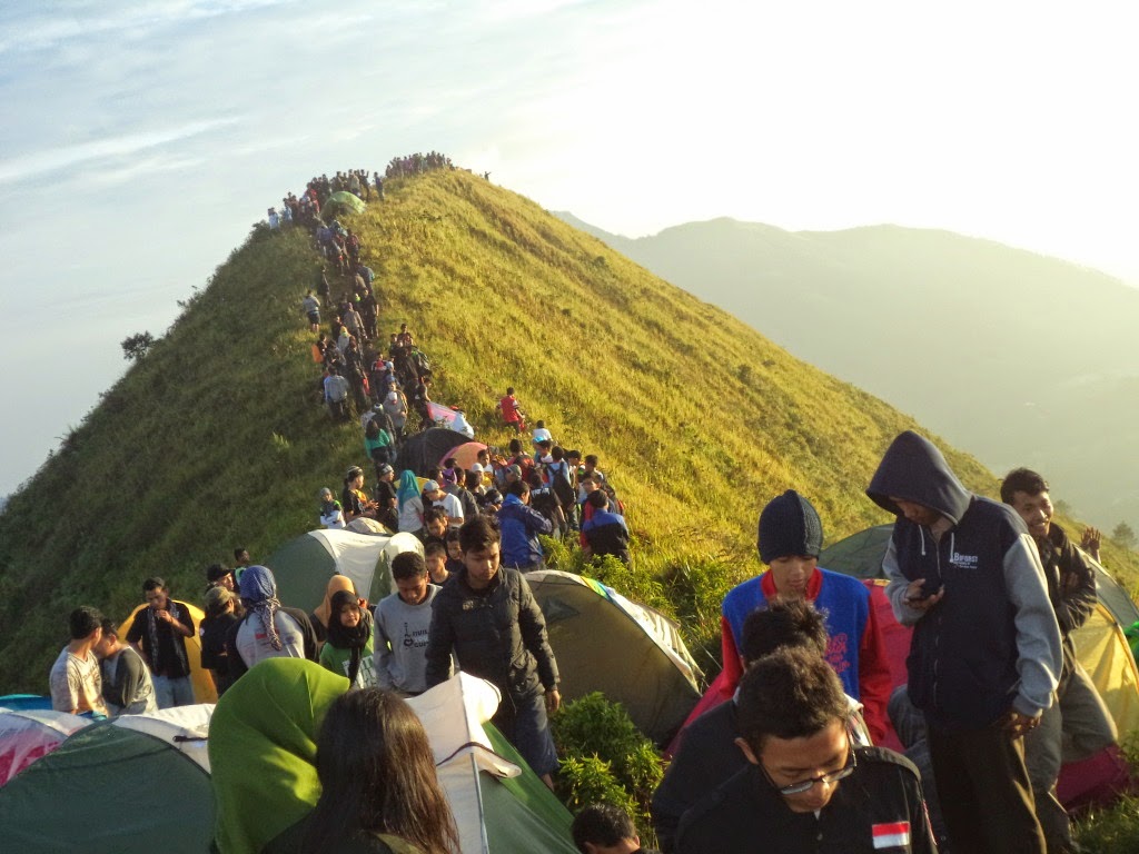 Jalur Pendakian Gunung Andong Magelang ~ BoyO-InfO-Isme Jalur Pendakian Gunung Andong Magelang ~ BoyO-InfO-Isme