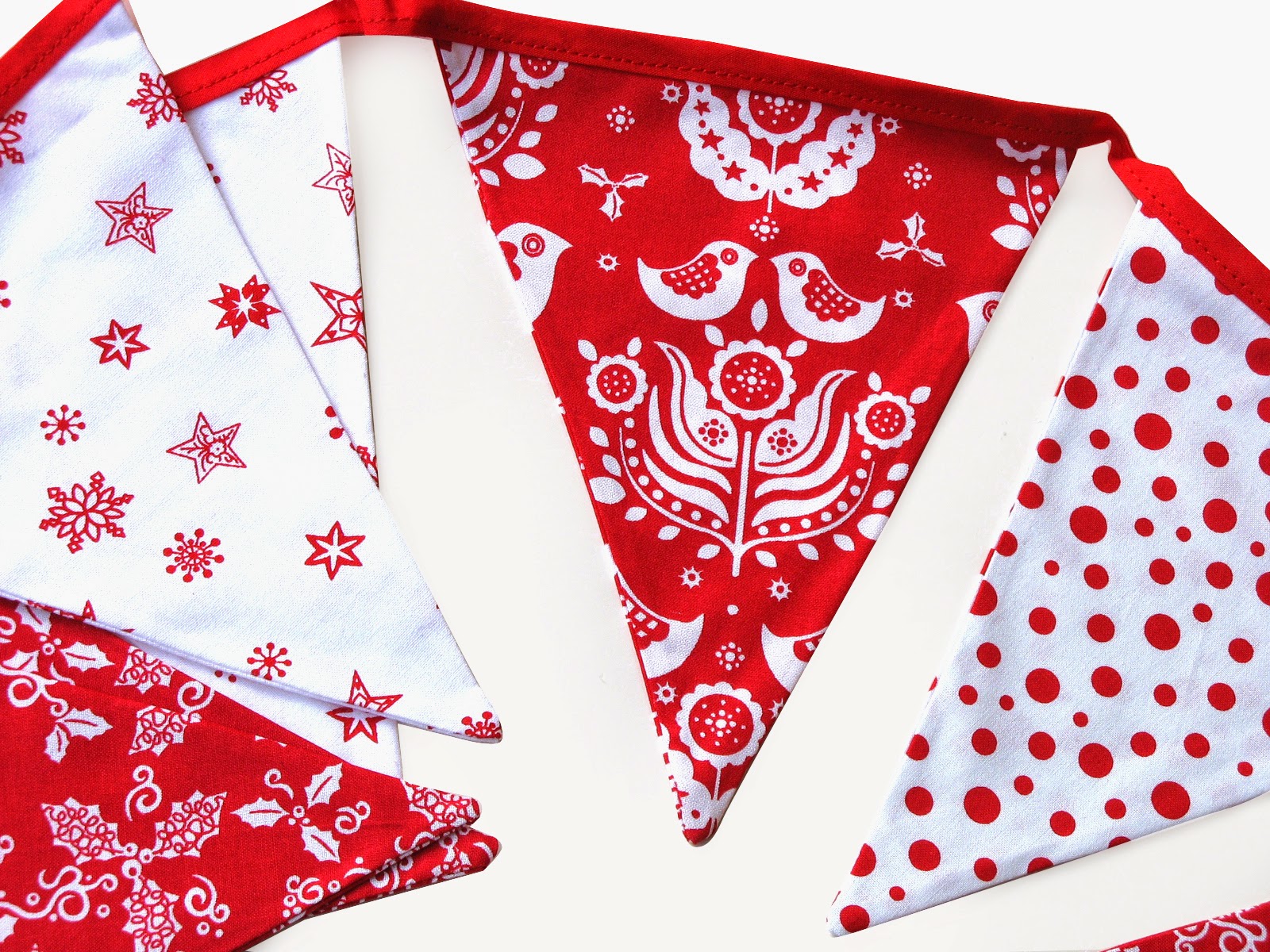 Merry Go Round Handmade Handmade Christmas Flag Bunting Decoration Now merry-go-round-handmade-handmade-christmas-flag-bunting-decoration-now