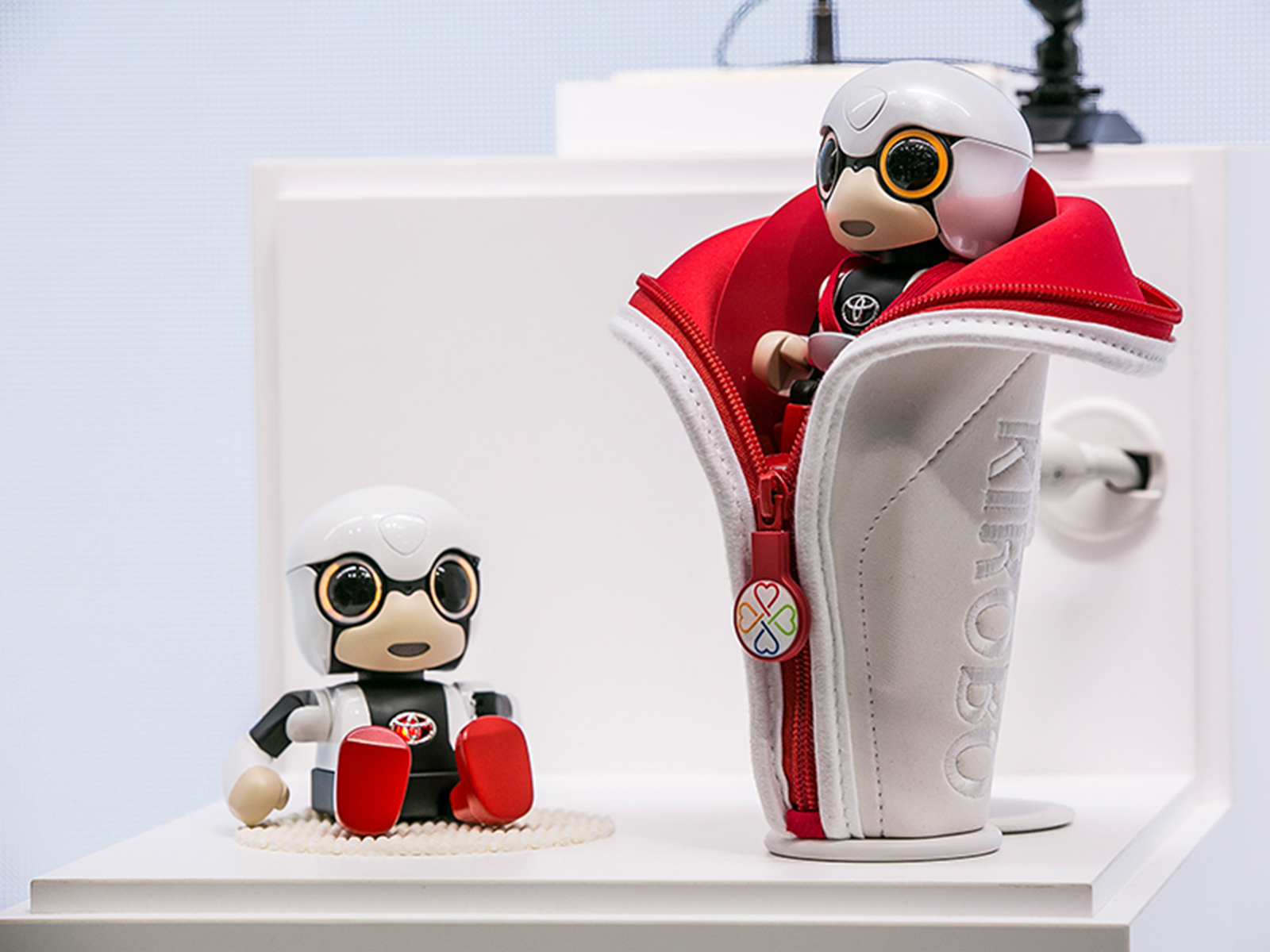 Toyota presenta Kirobo Mini ~ LuneGate