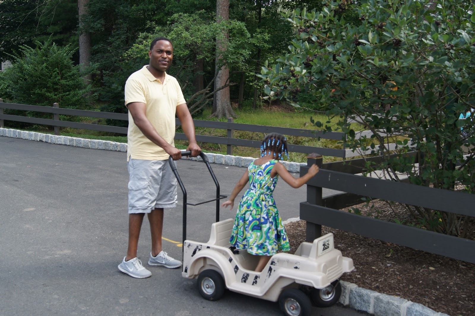 Our Mini Road Trip to the Turtle Back Zoo - Beauty and The Bump