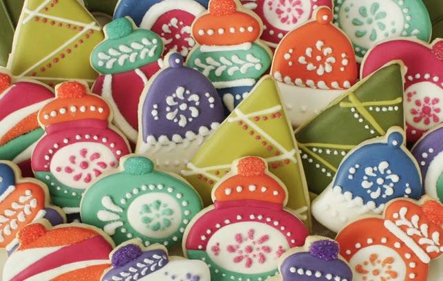 Retro Christmas Ornament Cookies retro-christmas-ornament-cookies