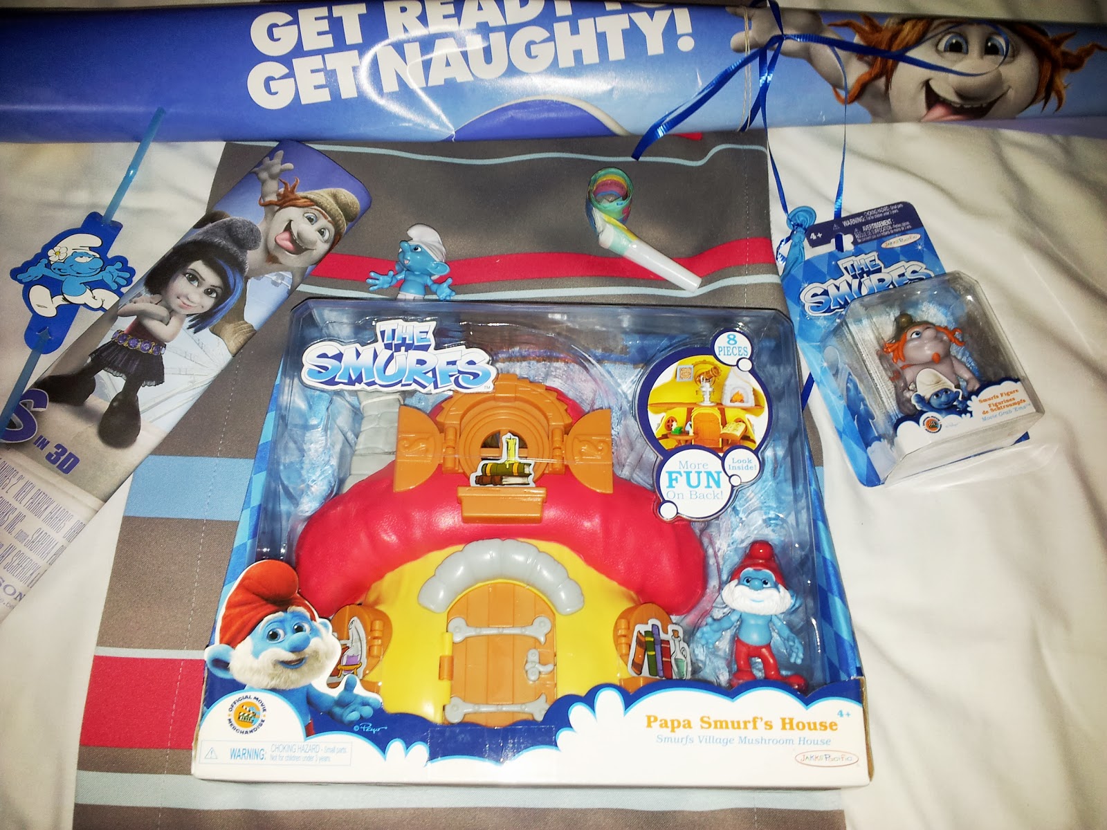 The Smurfs 2 and Smurf-tastic Jakks Toys! - Diary of the Evans-Crittens