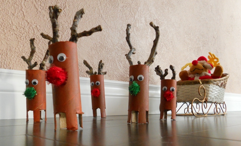 Snacking Squirrel: How to Make: Reindeer Ornaments
