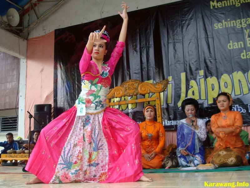 Tari Jaipong ~ KOUZI.Net Tari Jaipong ~ KOUZI.Net