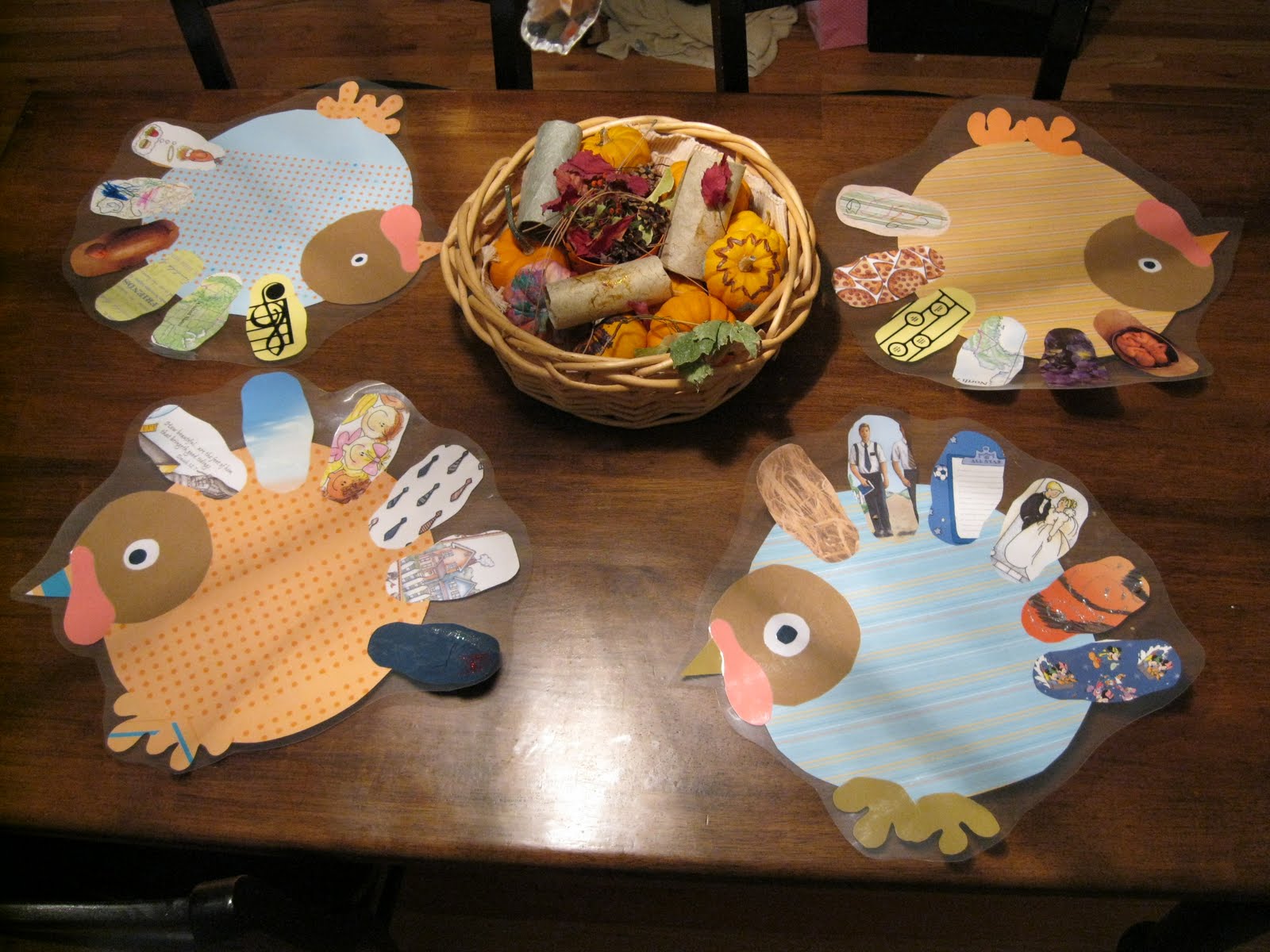 Starley Family DIY Thanksgiving Placemats starley-family-diy-thanksgiving-placemats