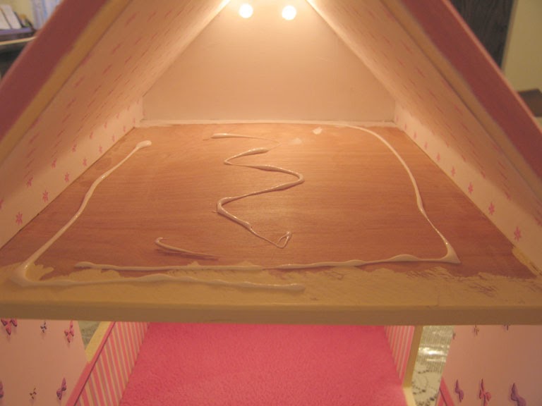 Dollhouse Decorating How To Put Carpet In Your Dollhouse dollhouse-decorating-how-to-put-carpet-in-your-dollhouse