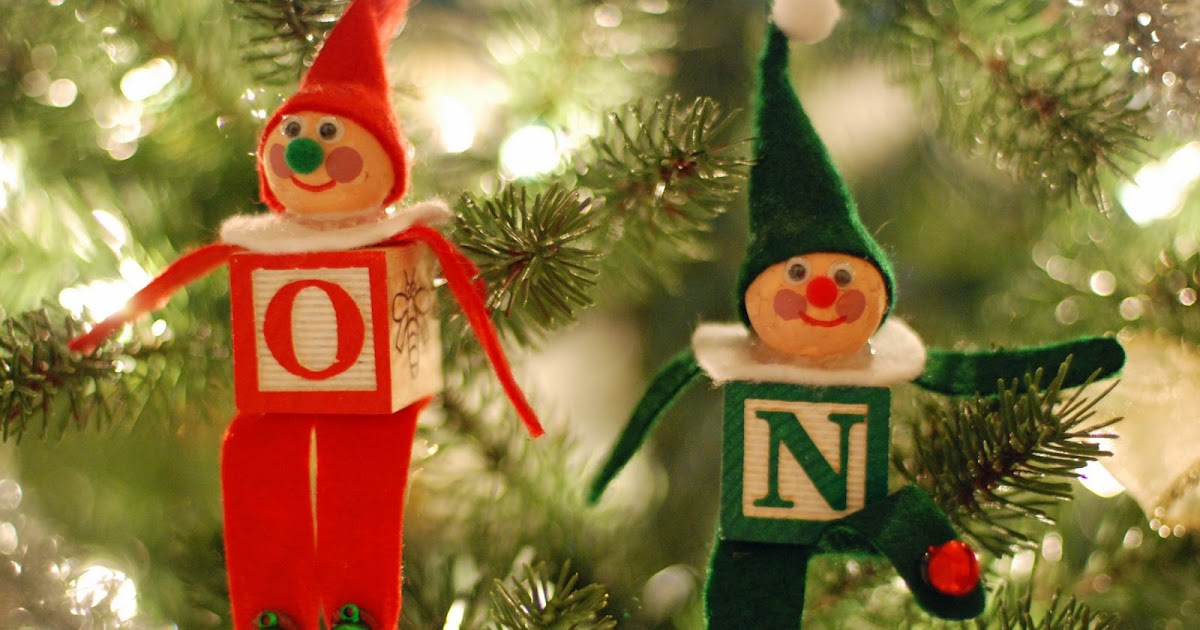 that artist woman: How To Make an Alphabet Block Elf Christmas Ornament
