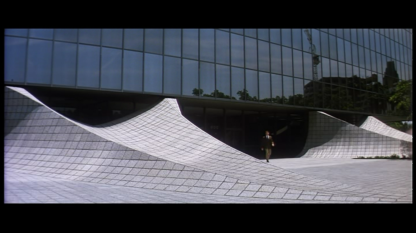 Screen Pages: The Parallax View (1974) Screen Pages: The Parallax View (1974)