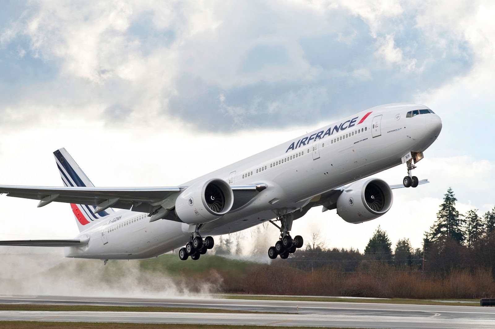 EMOTION REPORTS Publisher s Blog Air France Takes Delivery Of Its emotion-reports-publisher-s-blog-air-france-takes-delivery-of-its