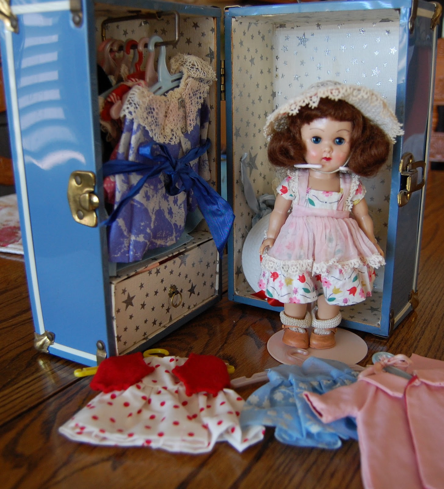 My Artistic Side Making Doll Clothes Again my-artistic-side-making-doll-clothes-again