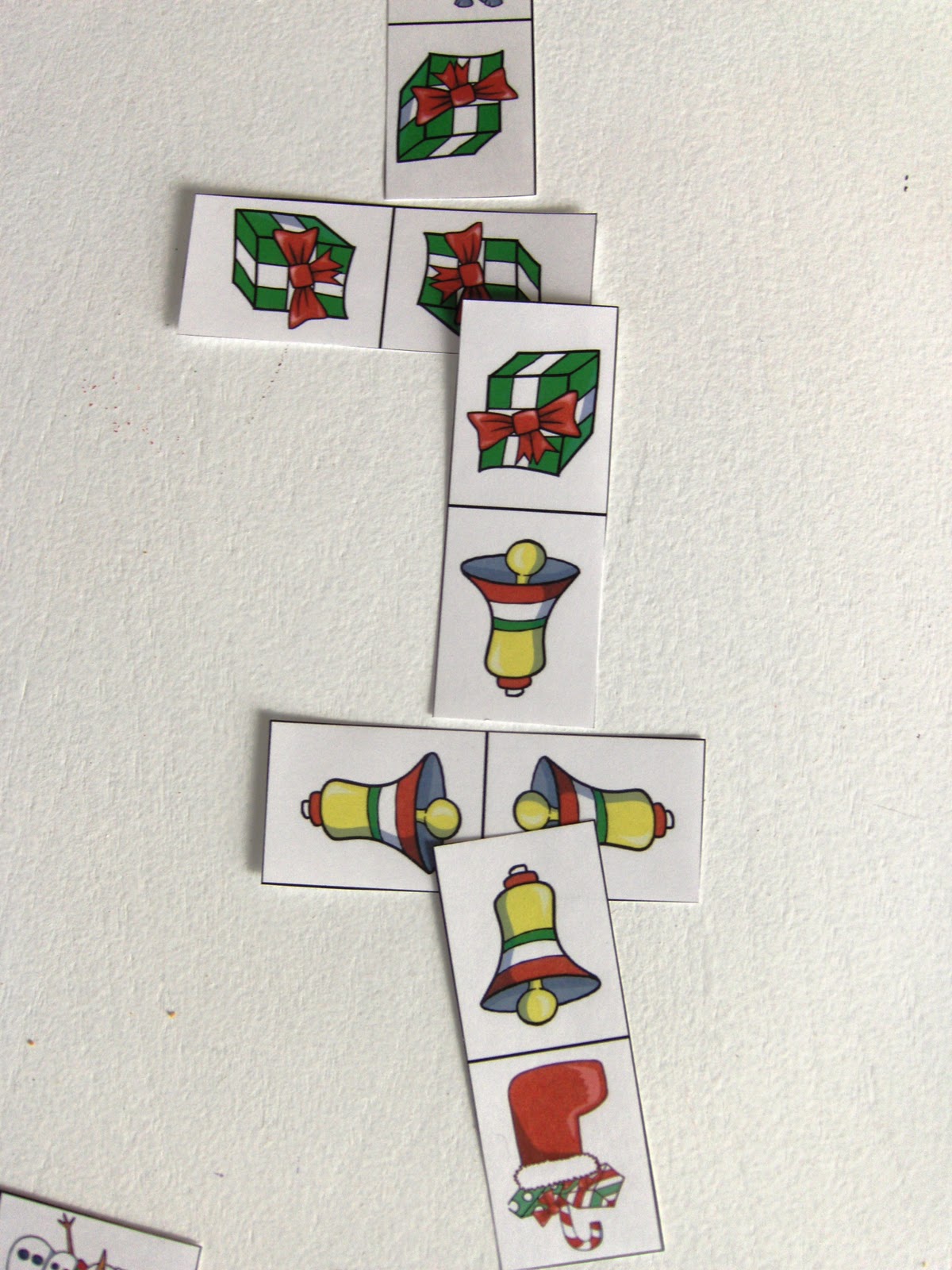Christmas Dominoes - The Activity Mom