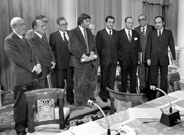 JPG social club: Esquema del tema 12: La Transición Democrática y la Constitución de 1978