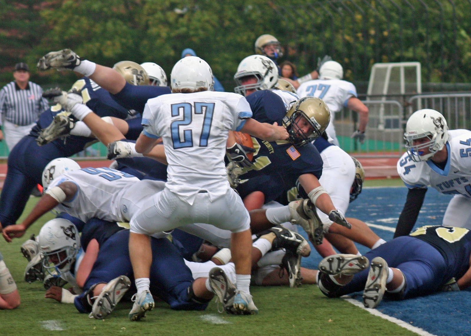 Naples and Hartford in Season: Touchdown! Naples and Hartford in Season: Touchdown!