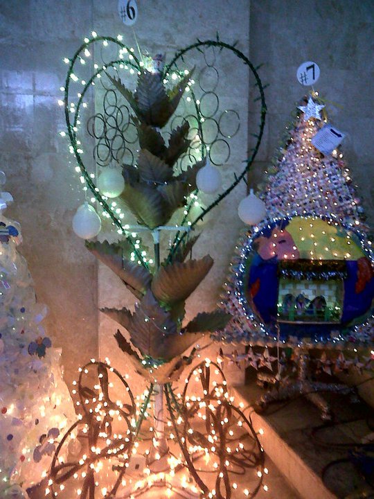 It s All About My Stories And Interests Christmas Tree Making Contest 2010 Let Waste Be it-s-all-about-my-stories-and-interests-christmas-tree-making-contest-2010-let-waste-be