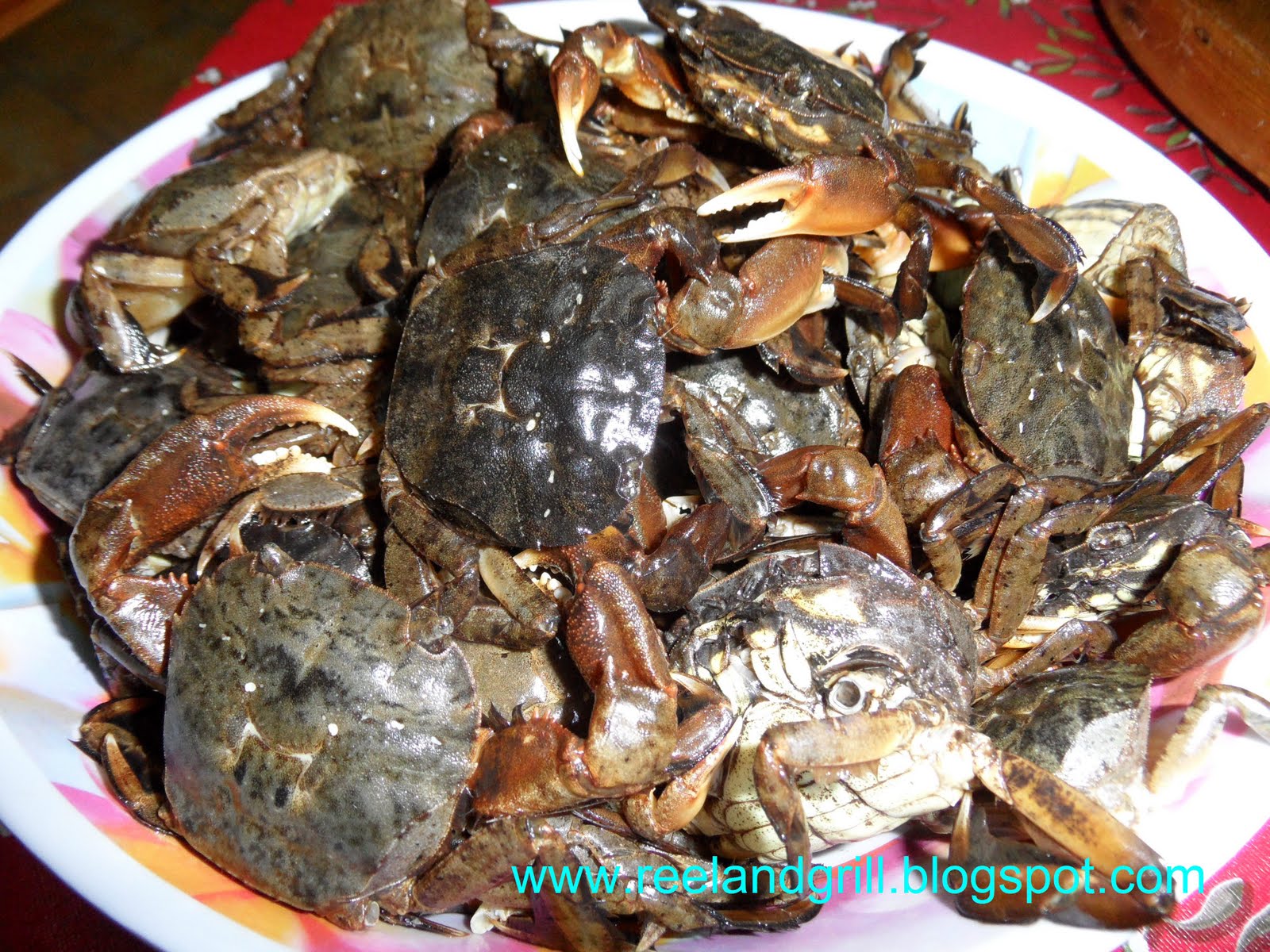 Reel and Grill: Steamed Talangka (Steamed Shore Crabs or River Crabs)