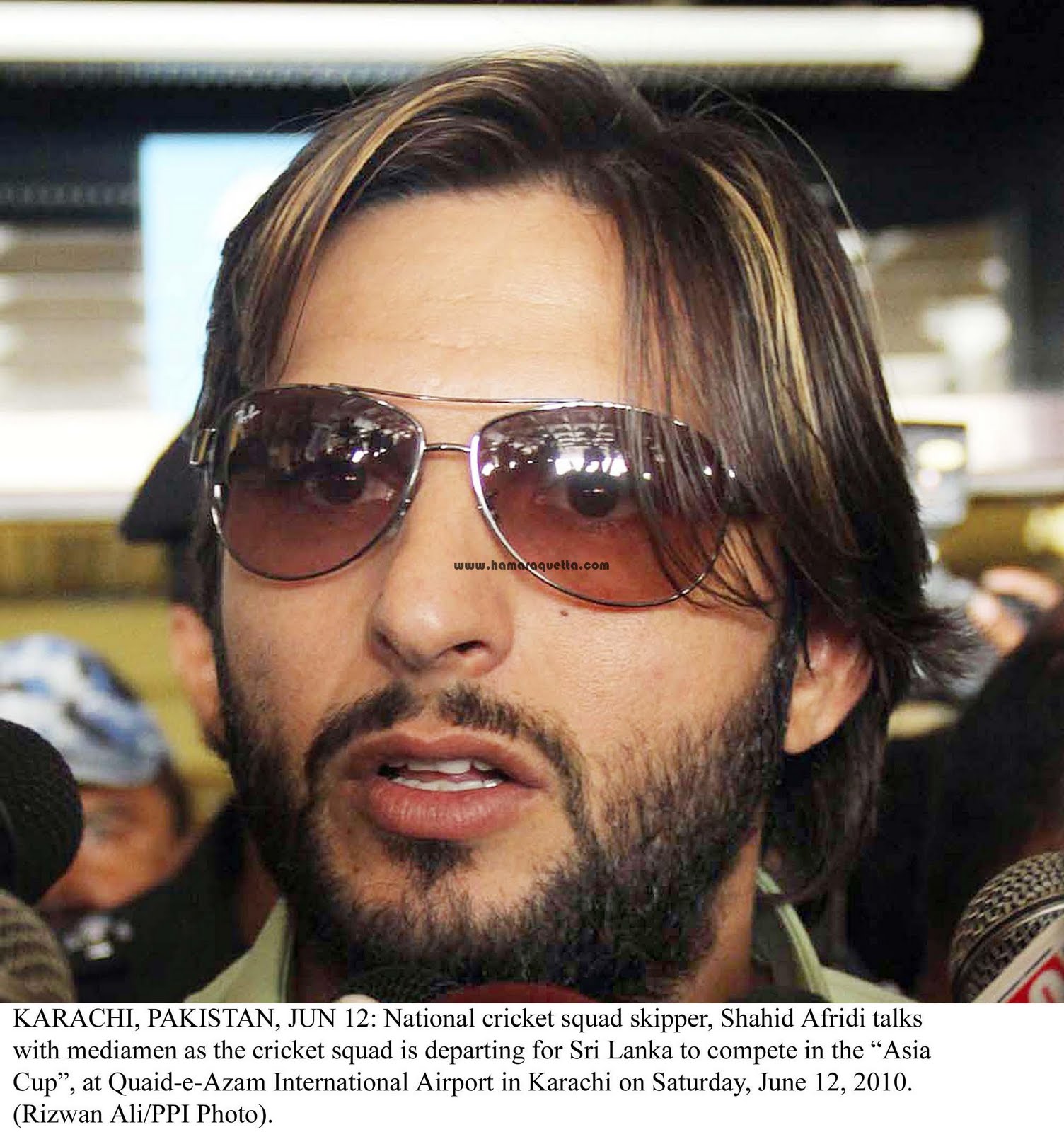 Pakistani Cricket Players Biography Wallpapers : SHAHID AFRIDI Pakistani Cricket Players Biography Wallpapers : SHAHID AFRIDI