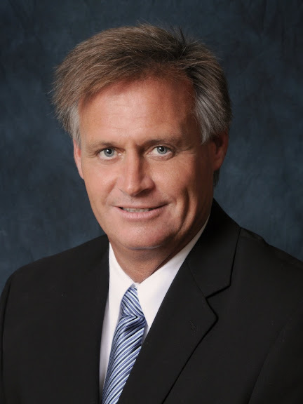 Sexy Executives: Thomas Mullen, Vice President, Large Market Development, American Express