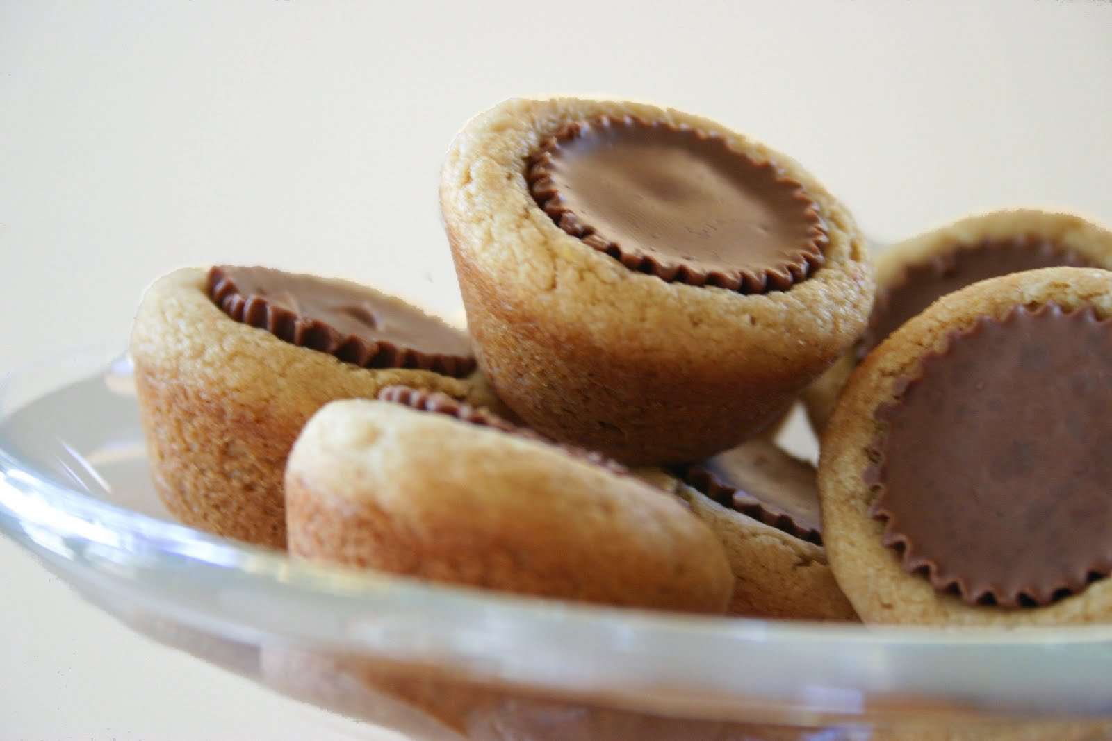 Bakergirl Peanut Butter Cup Treats bakergirl-peanut-butter-cup-treats