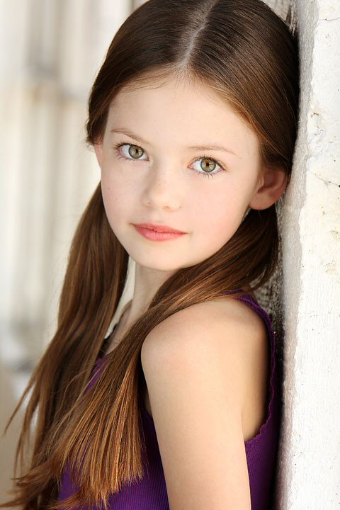 Twilight Ever True: Mackenzie Foy Twilight Ever True: Mackenzie Foy