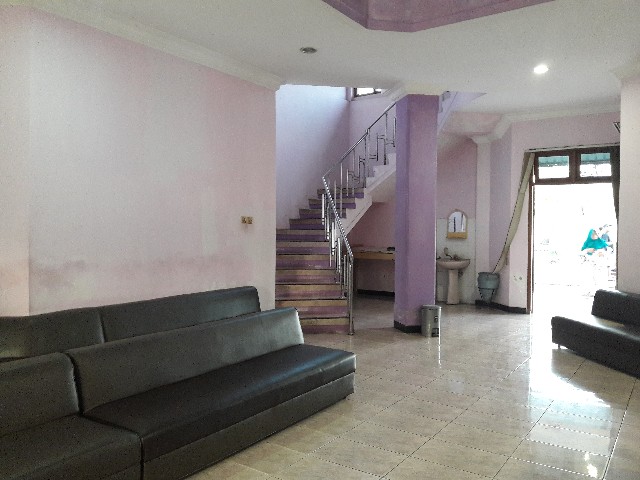 Dokter Ani Isti - Perumperindo.co.id