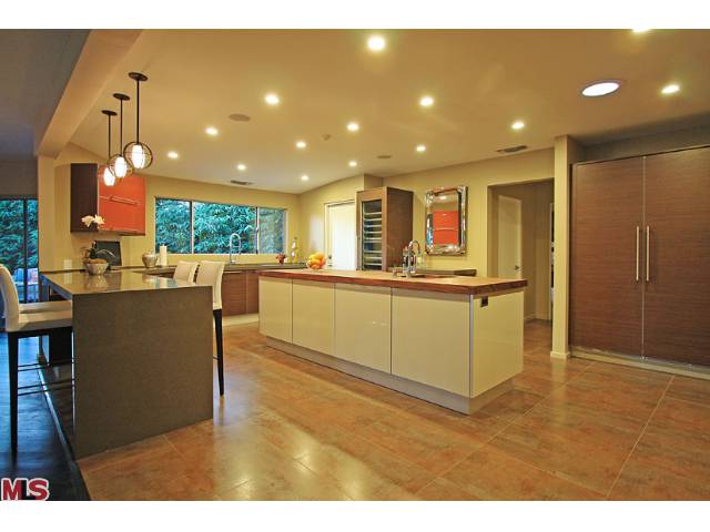 JustinTheHills - 424.202.3281: 2011 Best Celebrity Homes