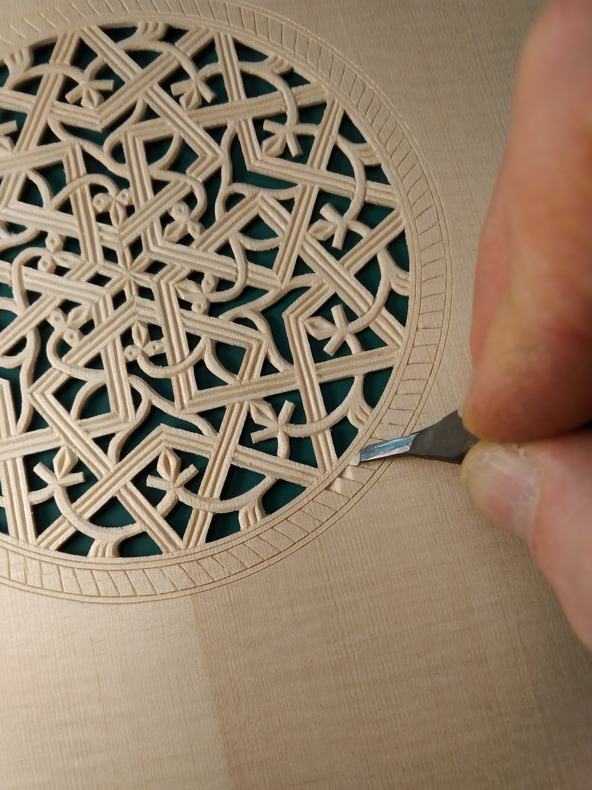 The Lute's Progress,: Building a 13 Course Lute, Start to Finish, 6 ...