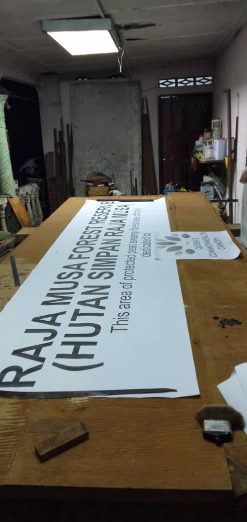 Kayu Craft: SIGN BOARD FROM SOLID WOODEN SLAB