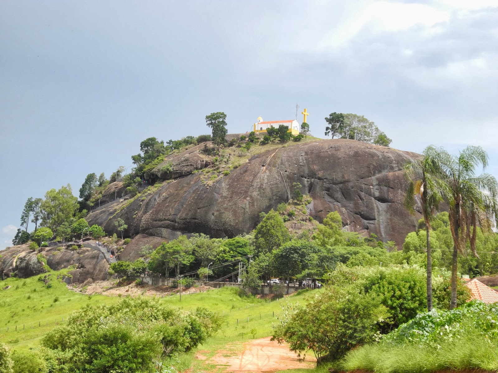 ARRUMAMALAAI: PEDRA BELA - SP