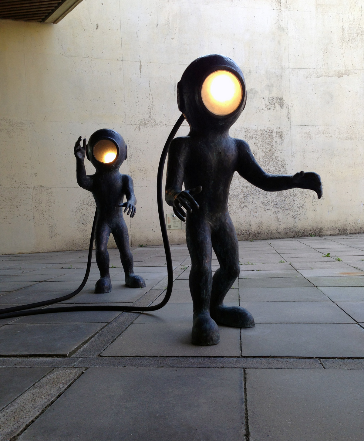 Leonid Tishkov: Deep Sea Divers in The Hague