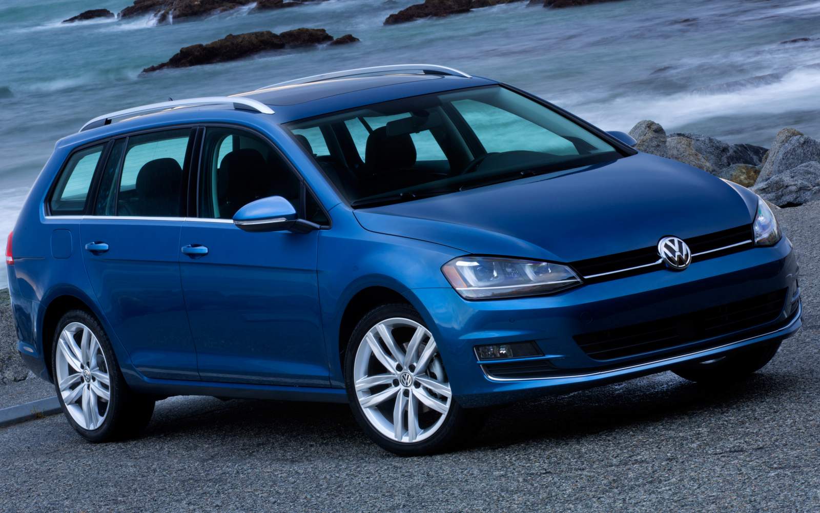 VW Golf Station Wagon chega em junho: preço ~ R$ 110 mil