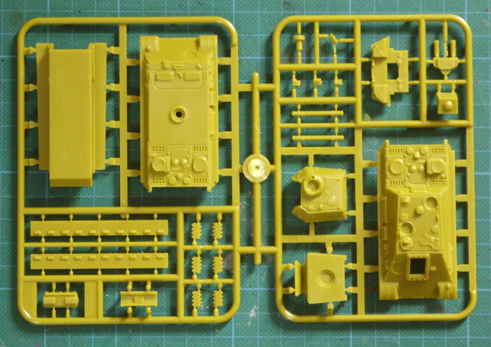 WORLD WAR 2 MODELZONE: TANKS By Galeforce 9