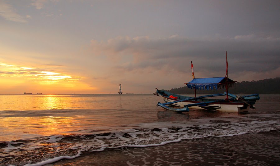 sejarah pantai teluk penyu