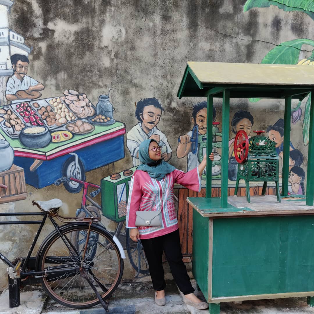 Jalan-Jalan di Muar Mural Street (Muar Cultural Walk)