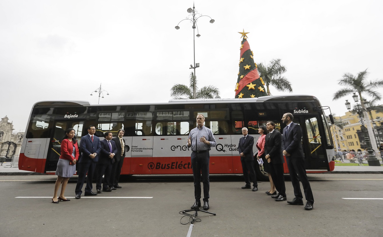 DESARROLLO PERUANO: El Primer Bus Eléctrico para el Corredor Rojo