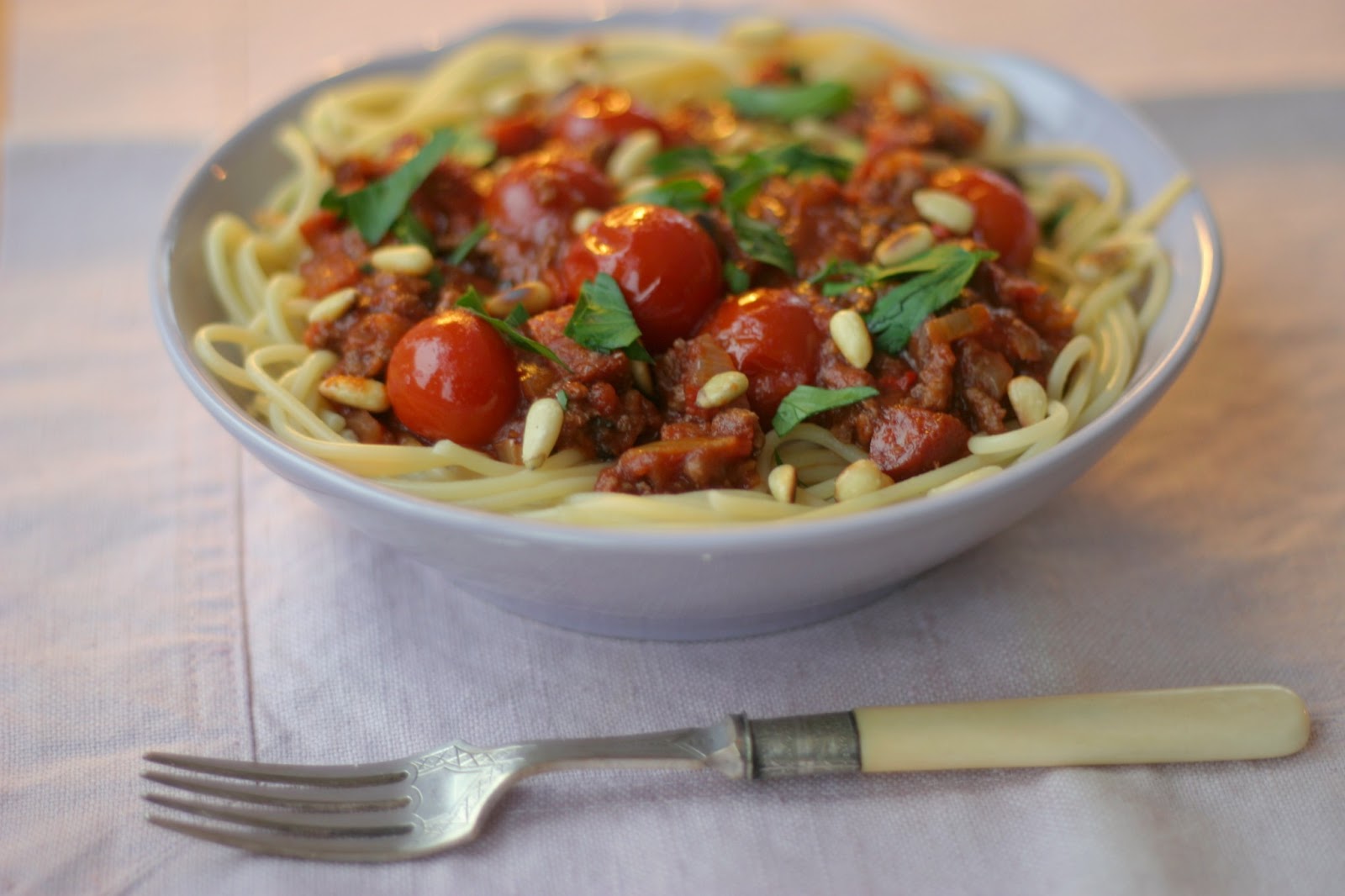 Spaghetti med chorizo ragù – Marias Salt & Søtt