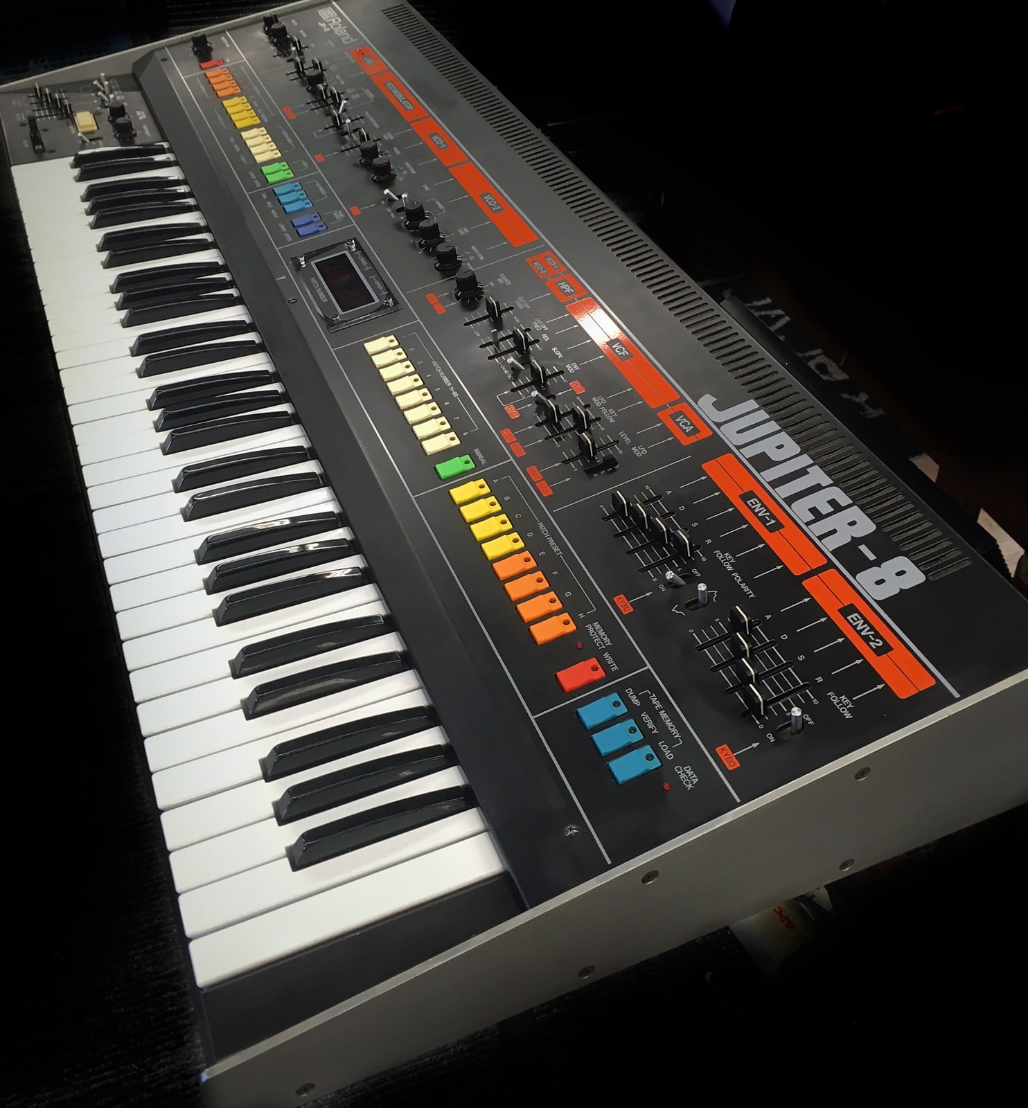 MATRIXSYNTH: Roland Jupiter-8