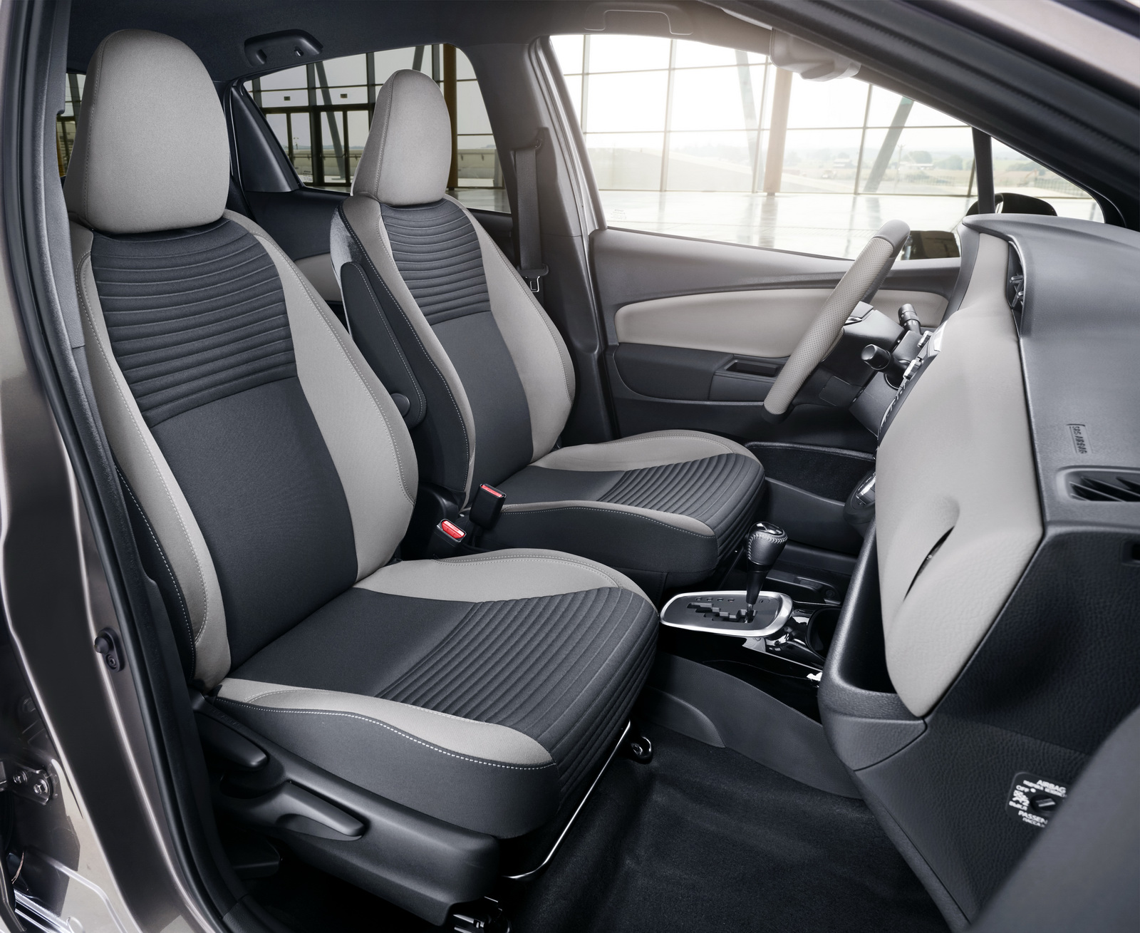 Novo Toyota Yaris 2016 | Autos Novos