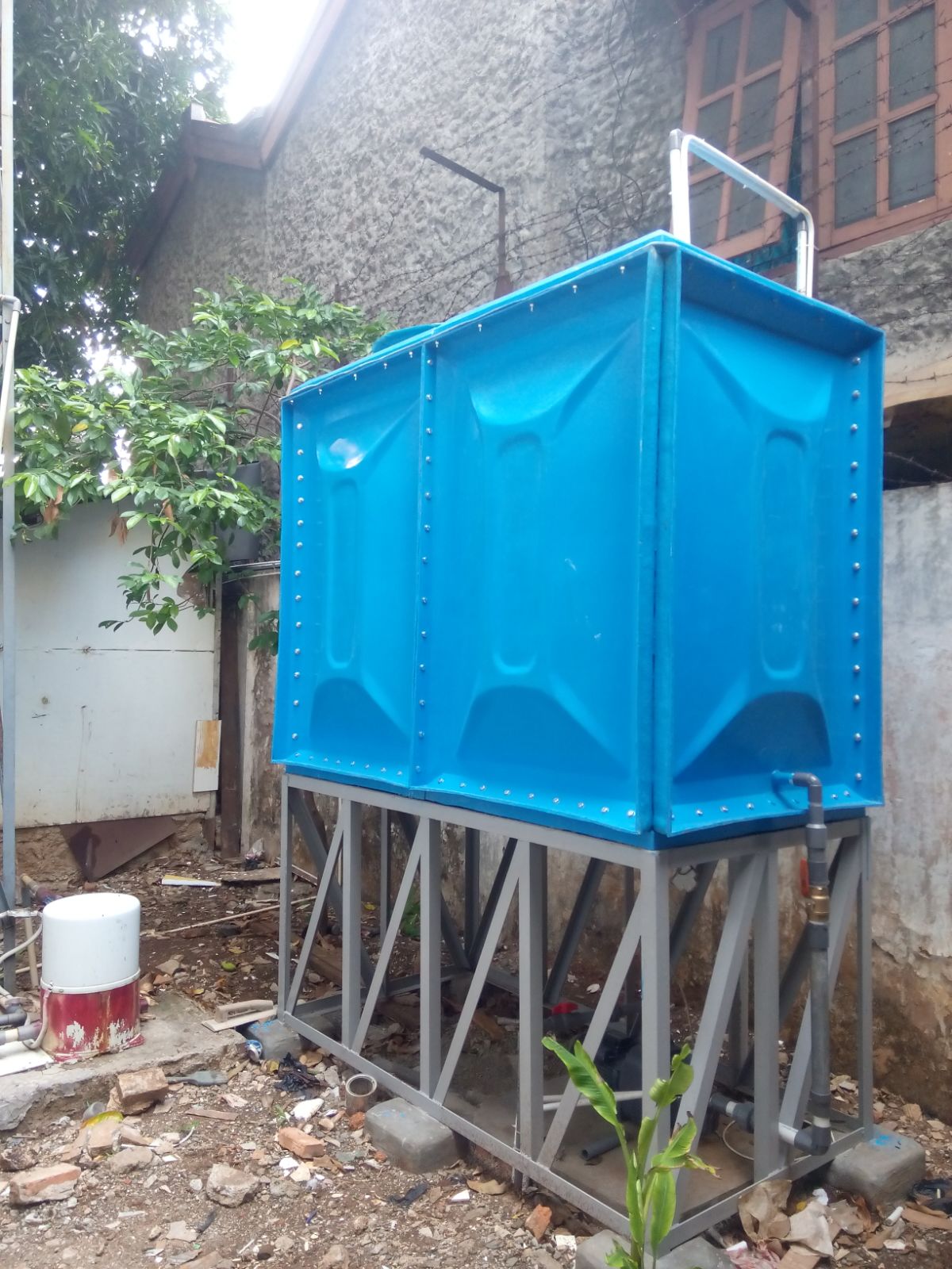 Tangki Air Fiberglass: TANGKI AIR FIBERGLASS