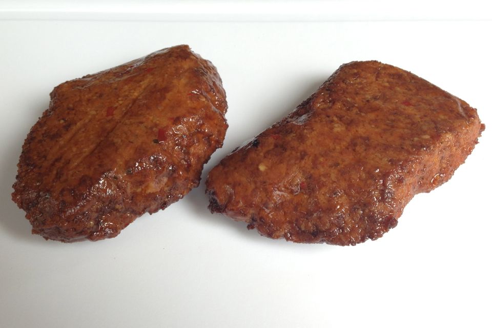 VEGANOO Vegan Reviews: Review: Viana Bonanza Veggie Steaks