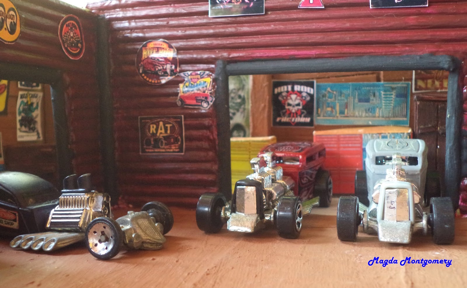 HOT BERRY CARS DRIVE: Diorama Hot Rods